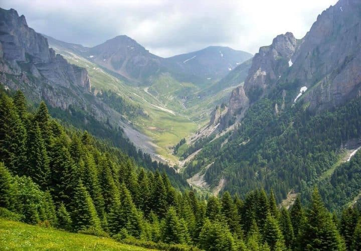 На Шар планина има околу 90 дивоградби - Радио Лидер