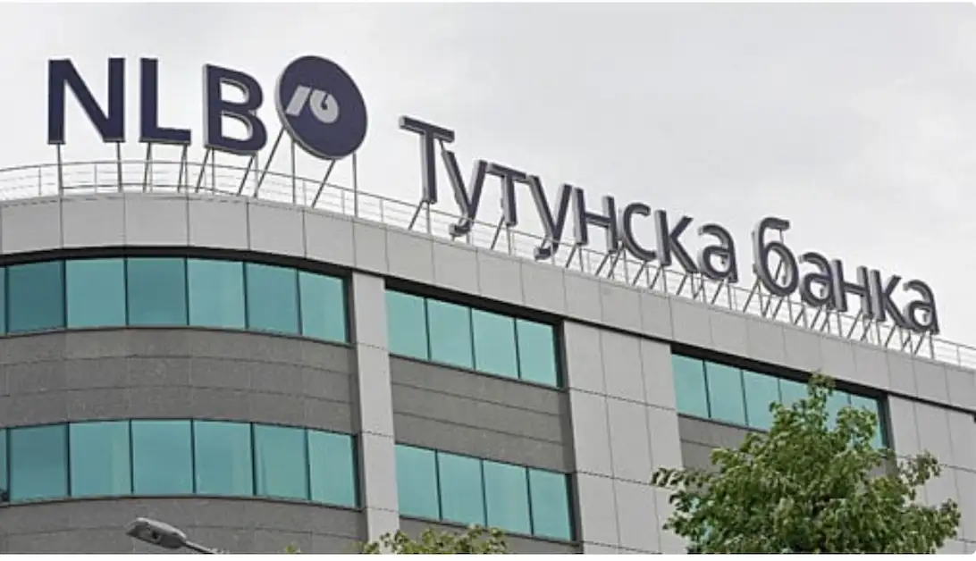 Револтот на клиентите на НЛБ банка преку затворање сметки - Радио Лидер